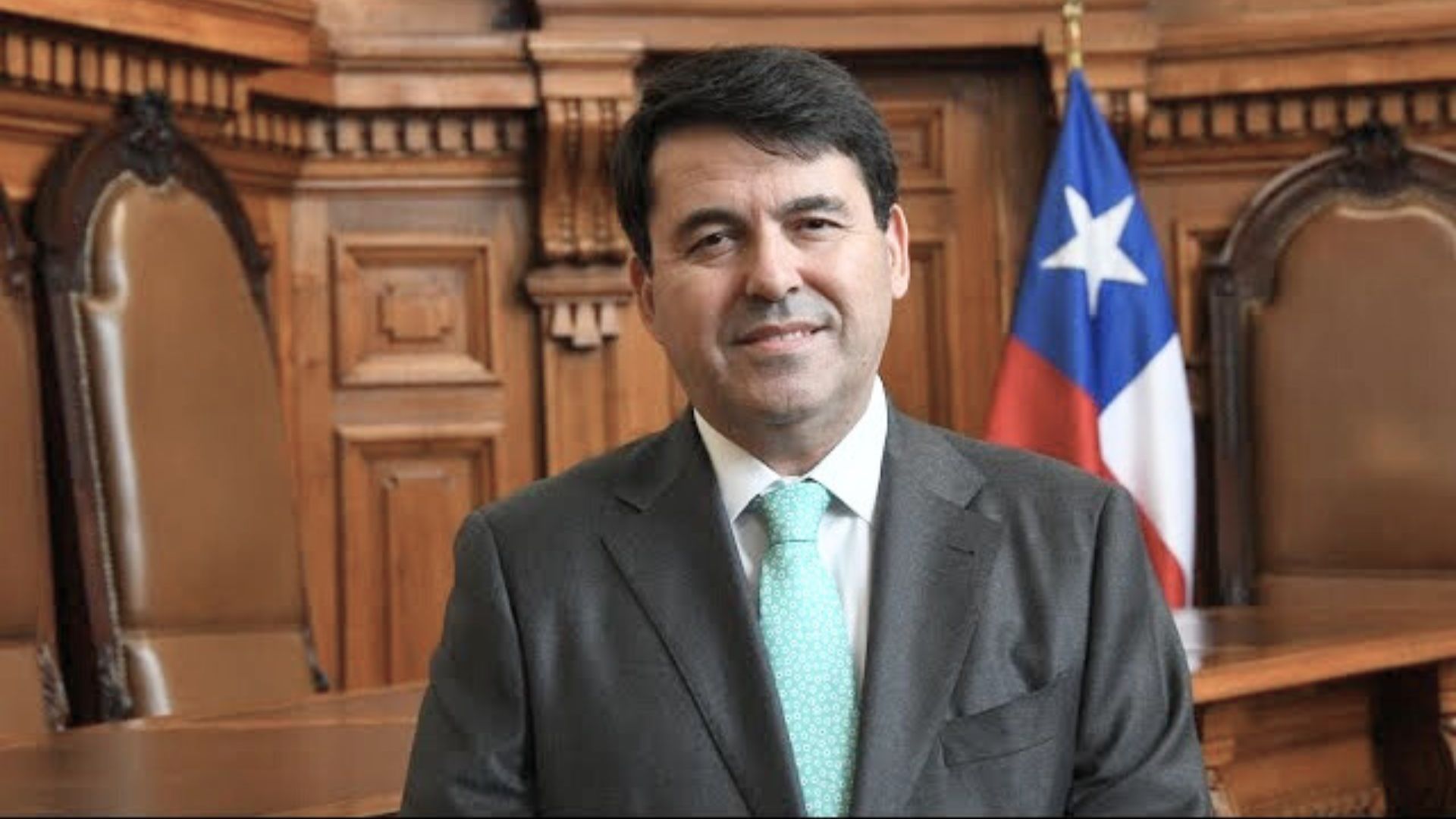 Exalumno del Máster en Derecho Laboral, Omar Astudillo, fue nombrado ...