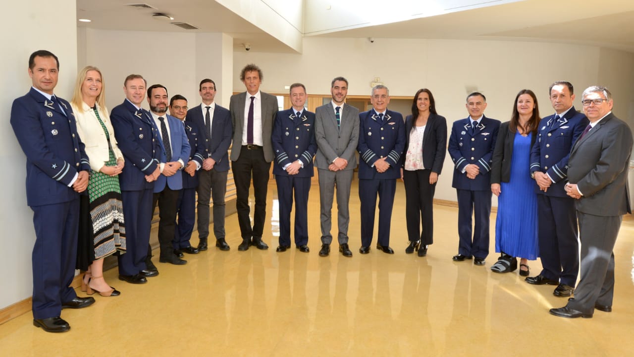 UAI y FACh firman alianza para impartir la carrera de Ingeniería ...